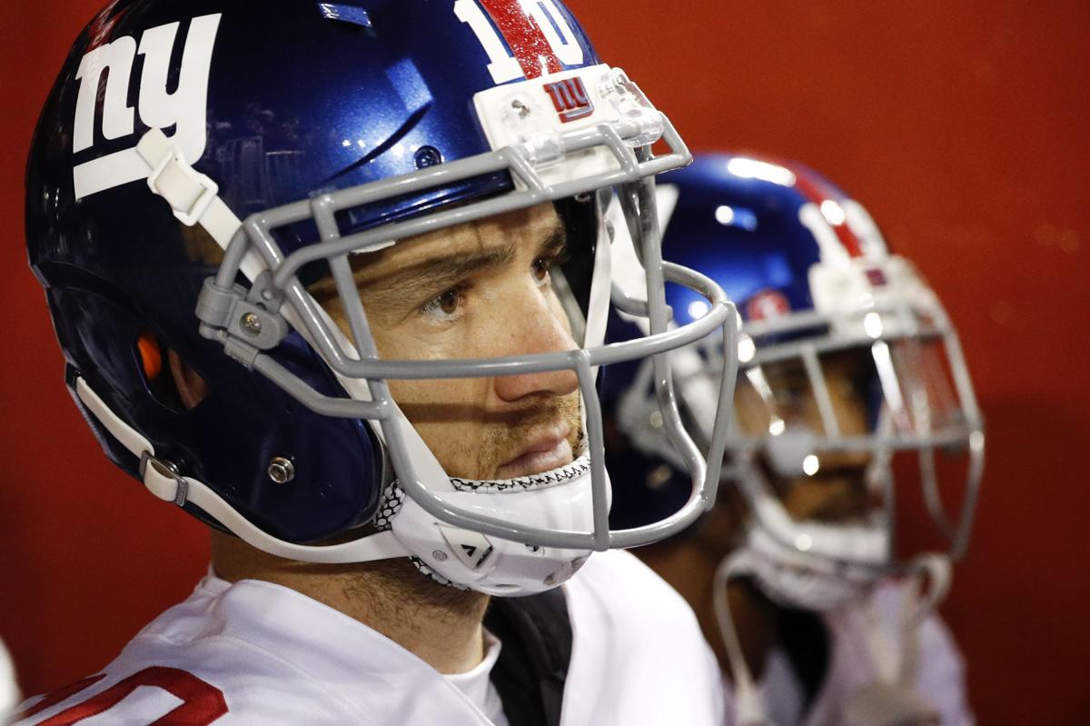 Report: Archie Manning can relate to Eli's pain after Giants benching ...