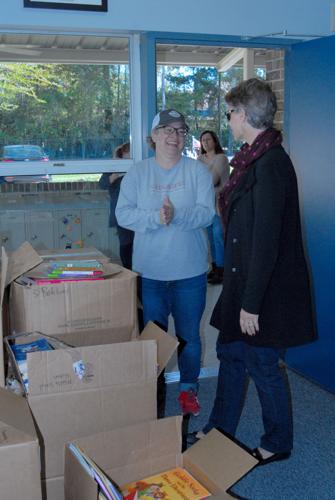 North Carolina students donate, hand deliver books to Runnels ...