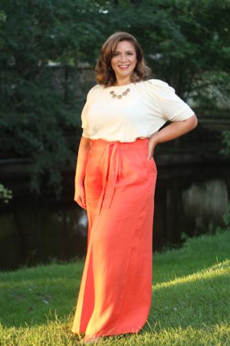 Calendar honors 12 outstanding women of color | Entertainment/Life ...