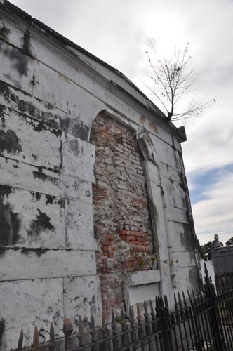 A walk through history: Donaldsonville cemetery tour planned to raise ...