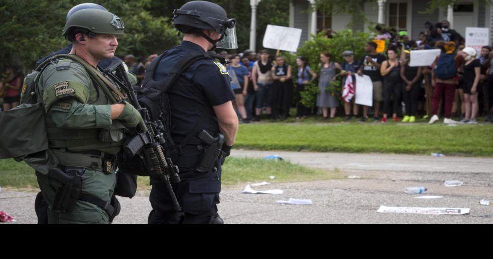 Video: Intense scene at Alton Sterling protest in Baton Rouge as ...