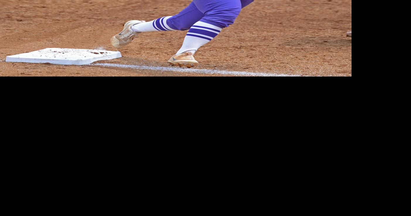 How did LSU's Emily Griggs catch fire in the Baton Rouge regional? R-E ...