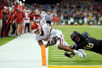 Draft spotlight: Oklahoma receiver Sterling Shepard — whose dad ...