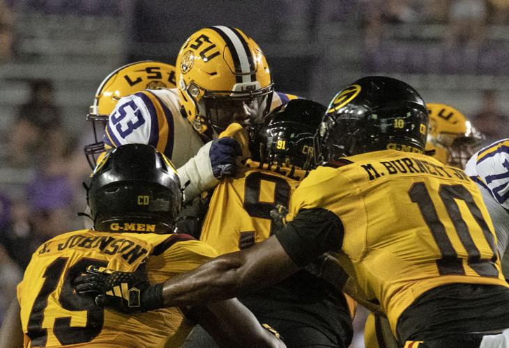 Tackle Lance Heard gets snaps with first-team in LSU win | LSU ...