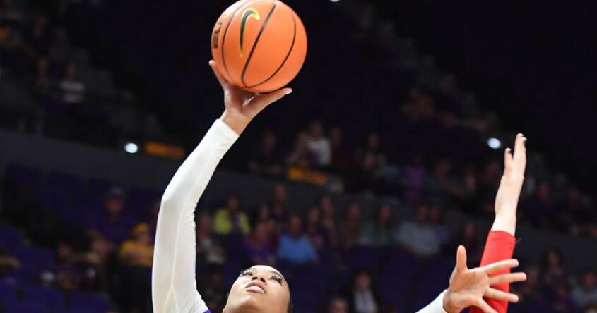 Autumn Newby looks 'good to go' on Sunday after suffering injury last ...