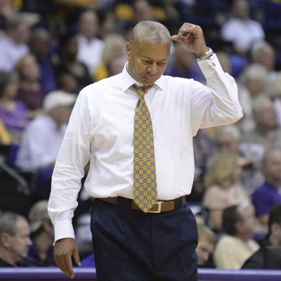 Coach Johnny Jones trying to keep LSU Tigers sharp through long break ...