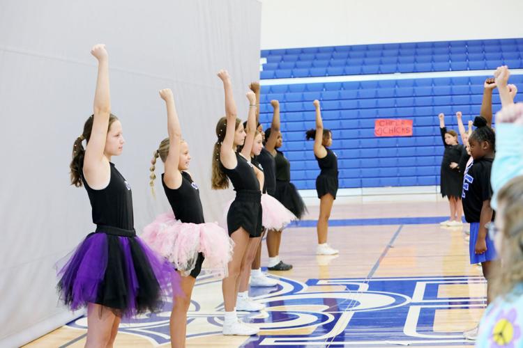 Young cheerleaders pick up skills during WFHS summer mini camp | St ...