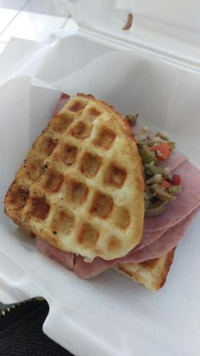 Review: Zibitz offers extreme waffle sandwich selections ...