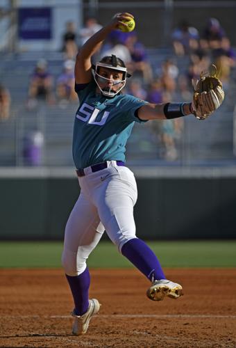 Erin Coffel's three-run homer lifts Kentucky past LSU in eight innings ...