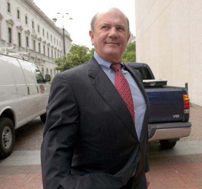 Former north shore DA Walter Reed argues he should remain free while he ...