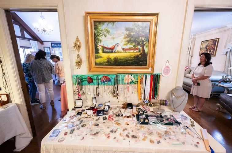 Gov. Blanco kept everything. Estate sale started Thursday ...