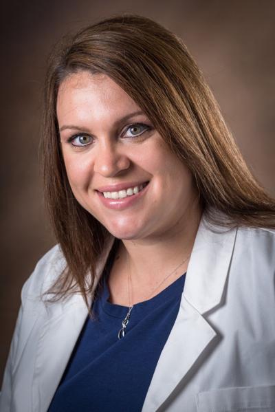 2003 Springfield High valedictorian April Kluka McIntyre ...