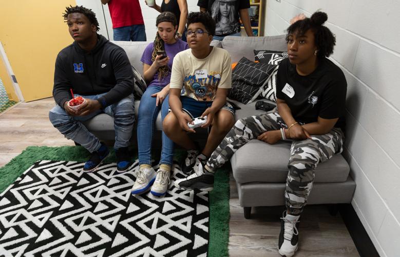 PHOTOS: Baton Rouge Youth Coalition Hosts Baton Rouge Block Party ...