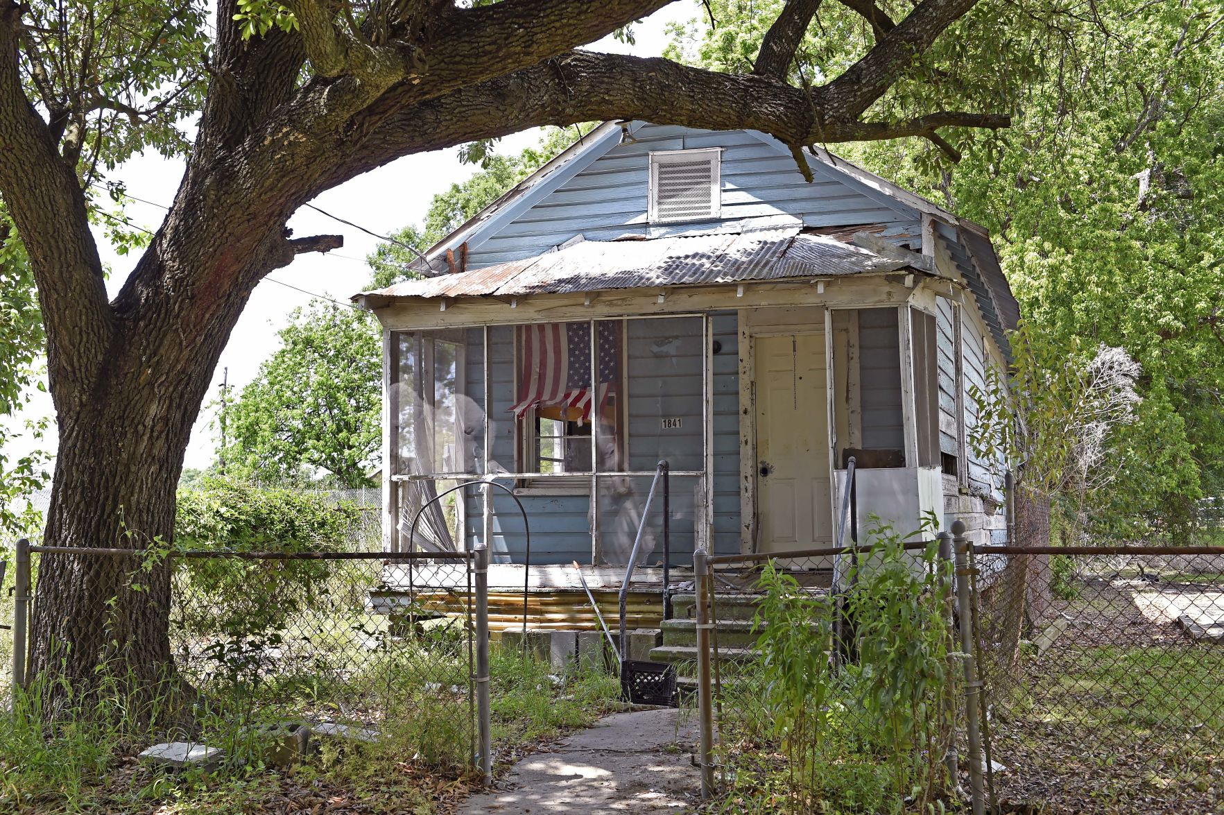 Blight, litter in Baton Rouge neighborhoods increases prevalence of ...