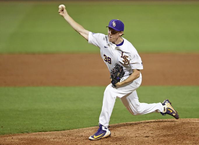LSU loses another lead late, as Arkansas rallies for three runs in the ...