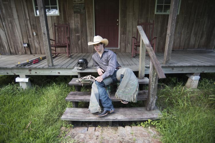 Bull rider Cody Martinez competes at national rodeo for sixth year ...