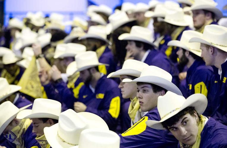 Cowboy hats and rodeo games, LSU Tigers get into Texas spirit during ...