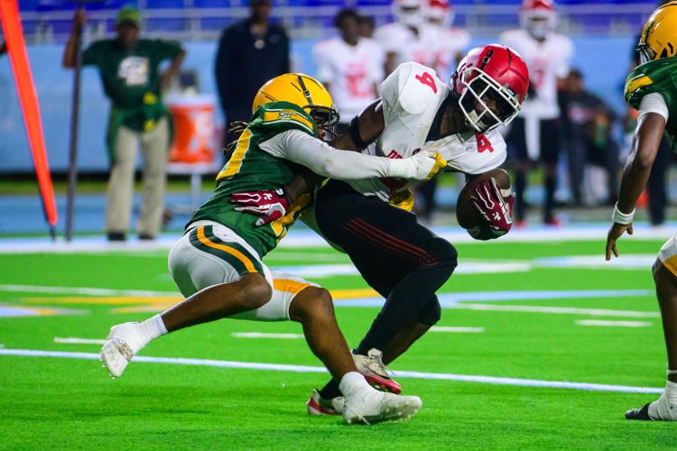 Southern Lab defense shines against Delhi in Week 4 win | High School ...
