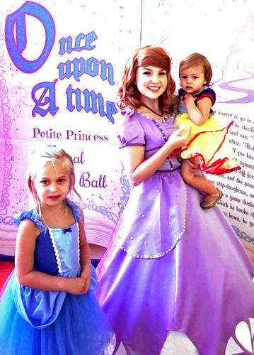 Royal Princess Balls draw hundreds to Old State Capitol | Mid City ...