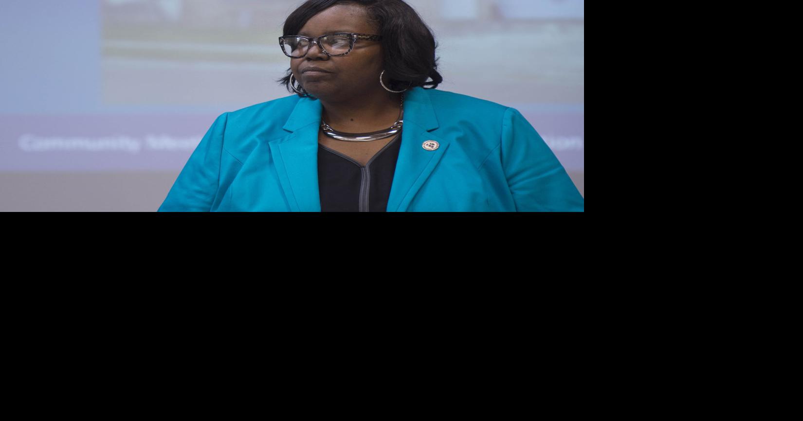 Judge Janice Clark recuses herself from daughter's Council on Aging ...