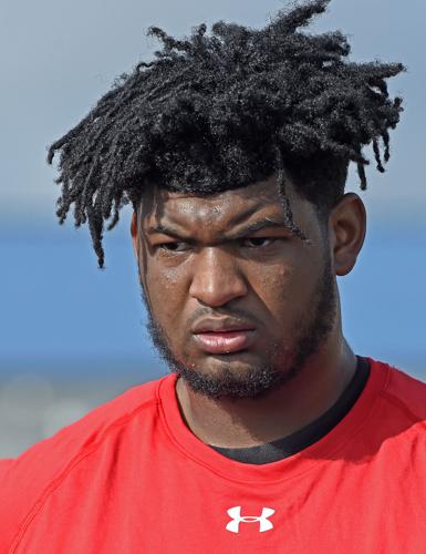 East Ascension lineman Adrian Ealy commits to Oklahoma over LSU, others ...