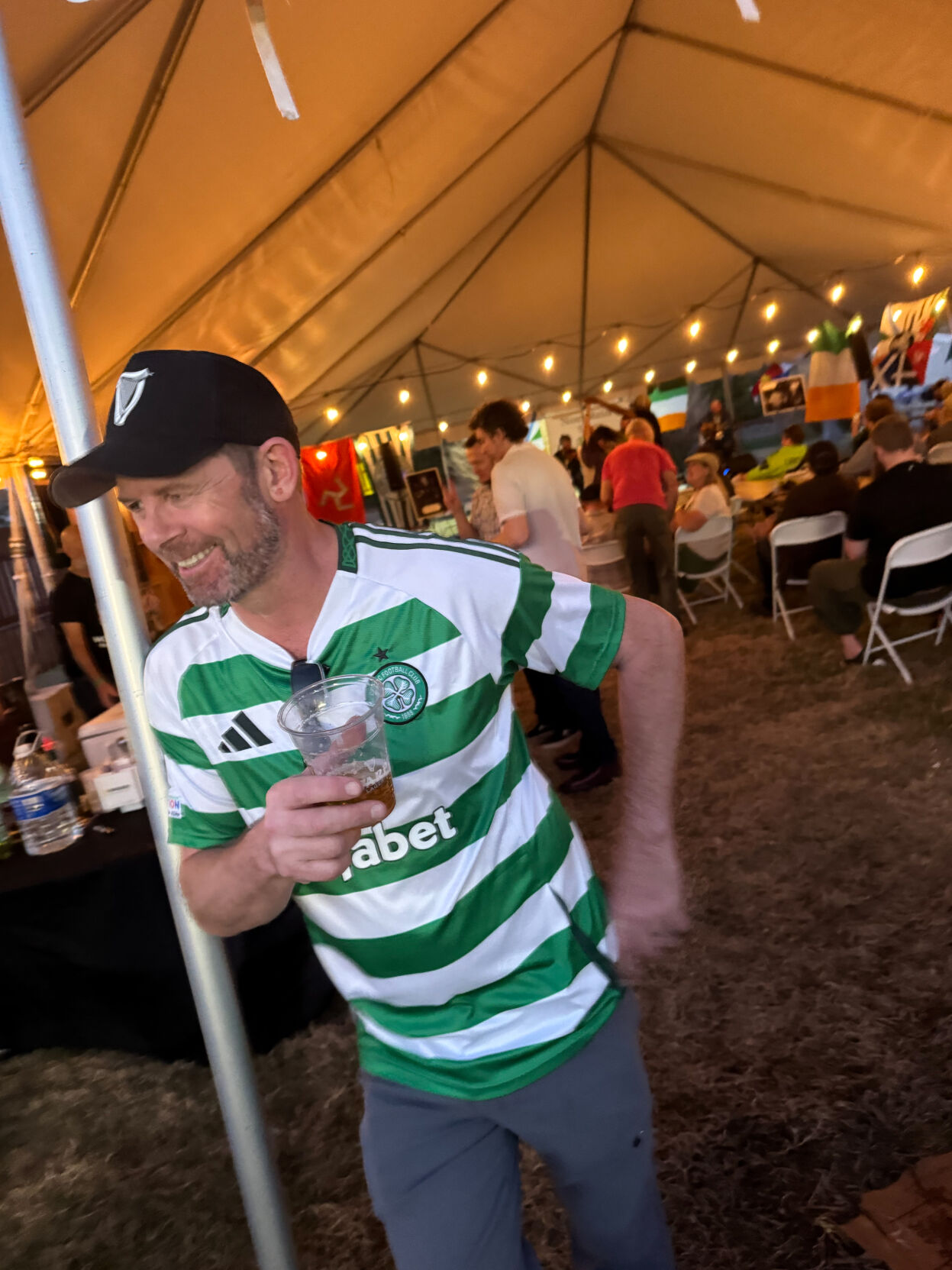 Welcome Kind Stranger Celtic music KRVS Lafayette radio show ...