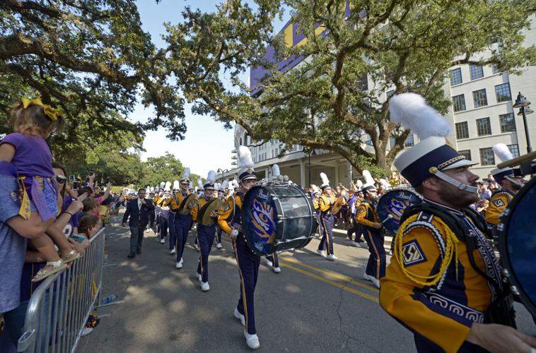 Photos, Video: Watch as LSU football makes first march down Victory ...