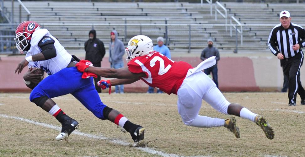 Rondell Mealey's touchdown, strong defense key Patriots win over Eagles ...