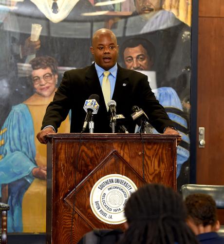 Southern athletic director Roman Banks ends first major coaching search ...