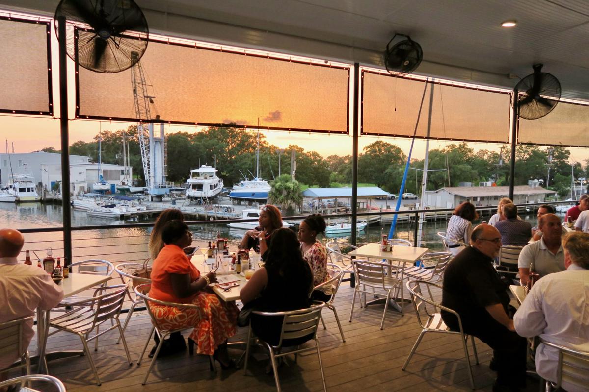 Felix’s opens new location on the New Orleans lakefront for oysters ...