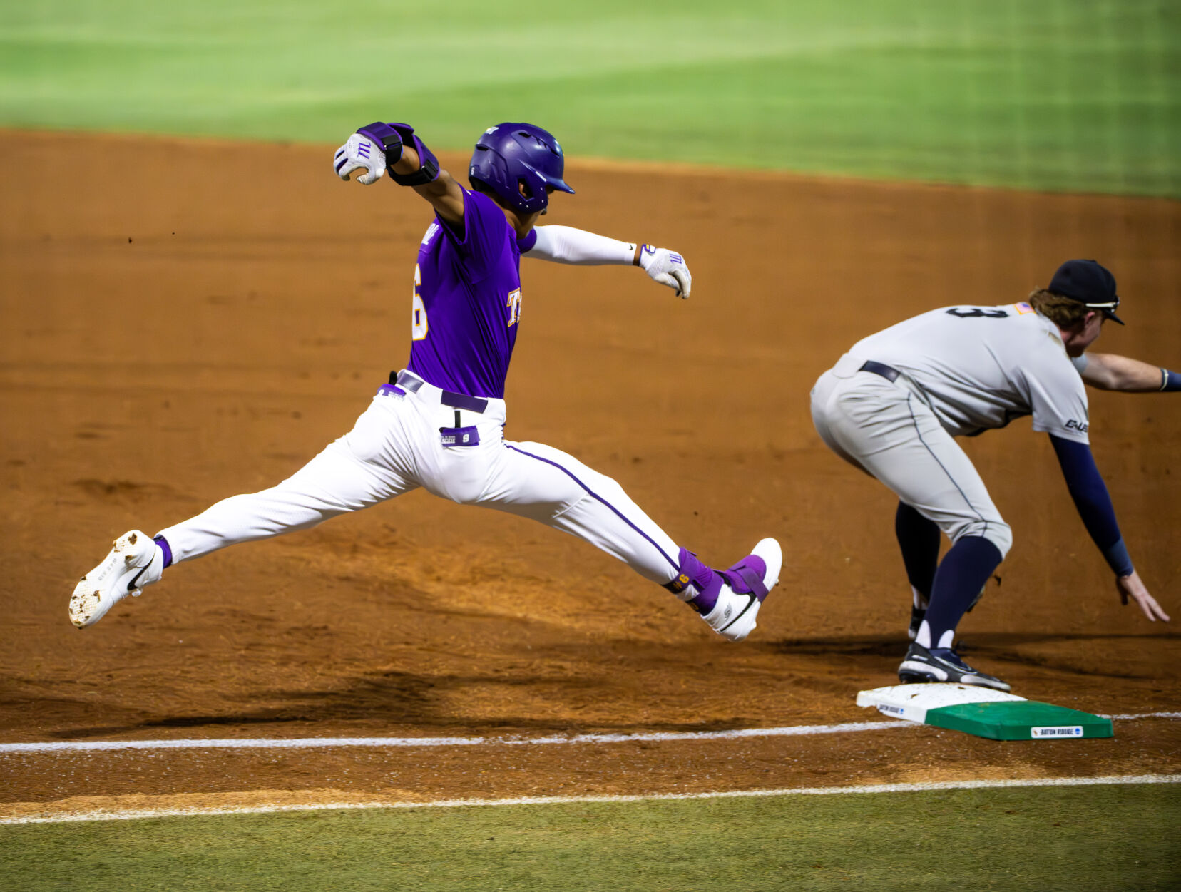 LSU baseball score vs Little Rock at Baton Rouge Regional | LSU ...