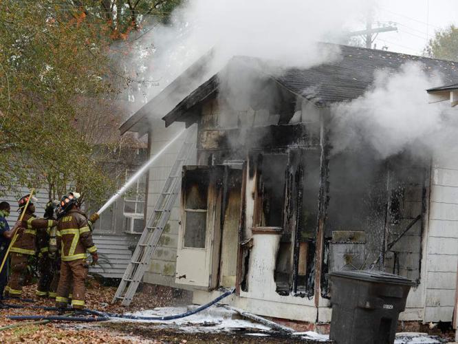 Electrical malfunction likely cause of Balis Drive house fire | Crime ...
