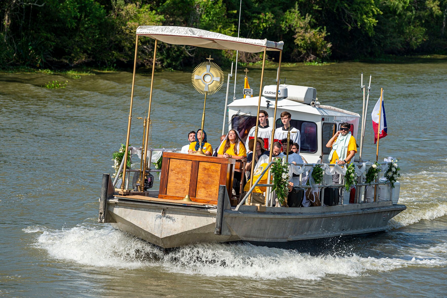 Fete Dieu du Teche eucharistic boat procession | Photos | theadvocate.com