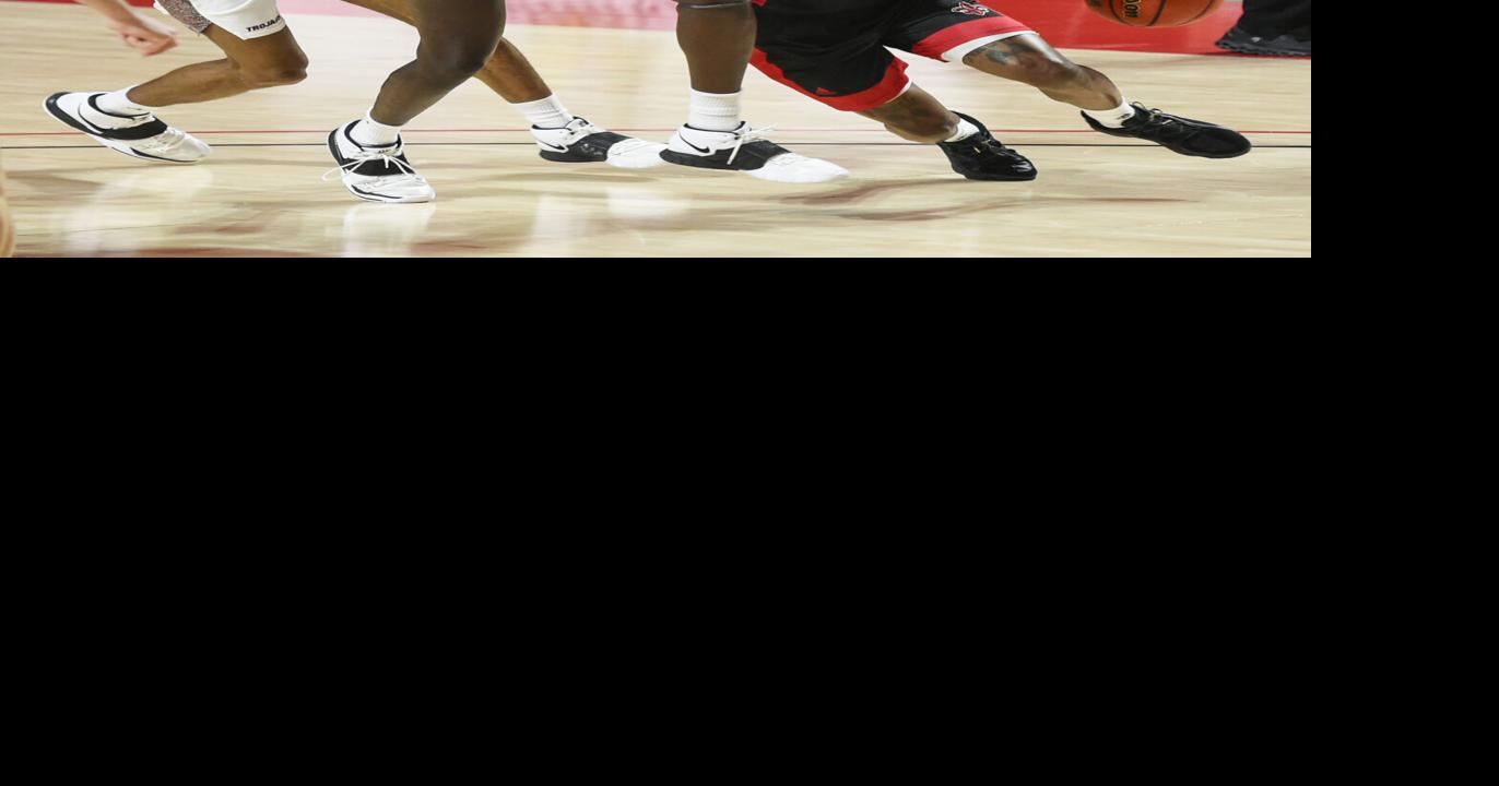 Cedric Russell leads Cajuns to key road win over SBC West leader Texas ...