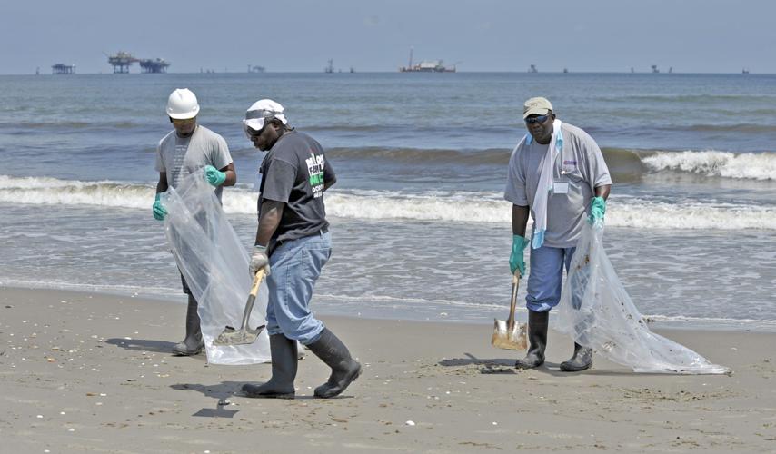 Eight Years Later Bp Oil Spill Clean Up Workers Await Their Day In