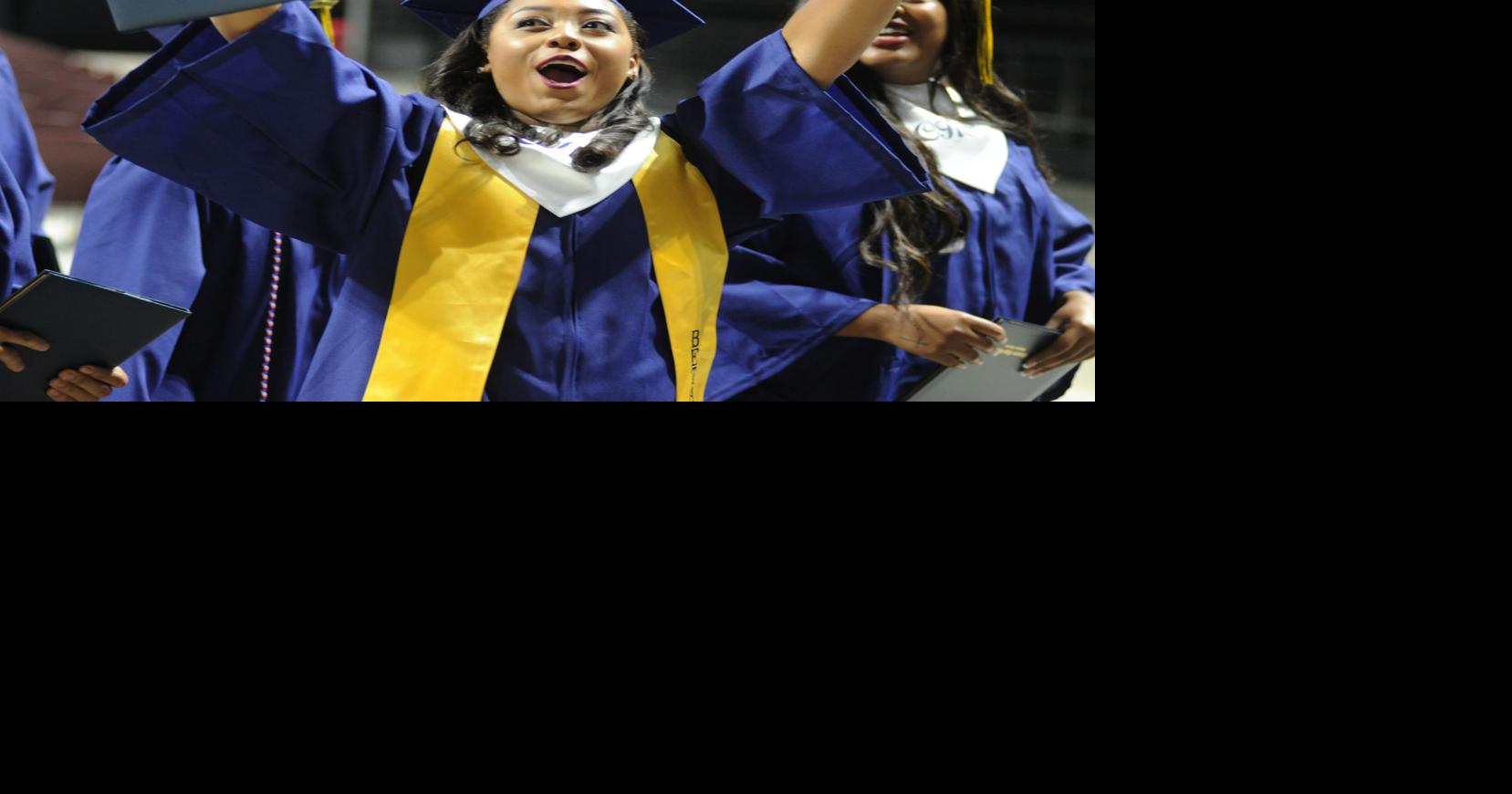 Photos: Lafayette Parish High School graduation | Photos | theadvocate.com
