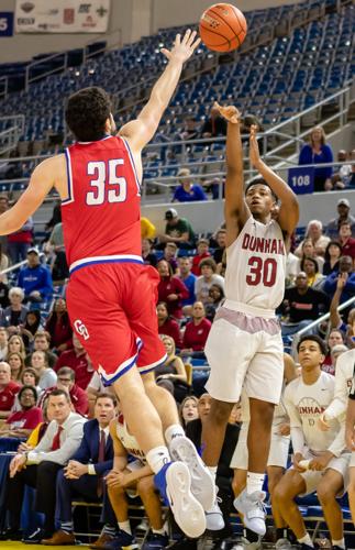 Country Day controls tempo, downs Dunham 58-48 in Division III title ...