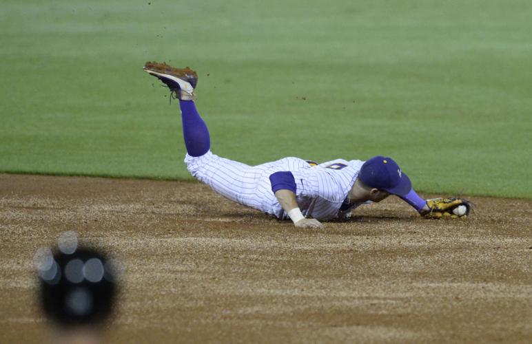 Back-to-back homers from Nick Coomes and Josh Smith spark LSU's 10-4 ...