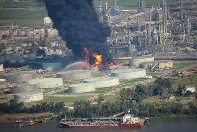 Firefighters remain at site of Marathon oil refinery fire | News ...