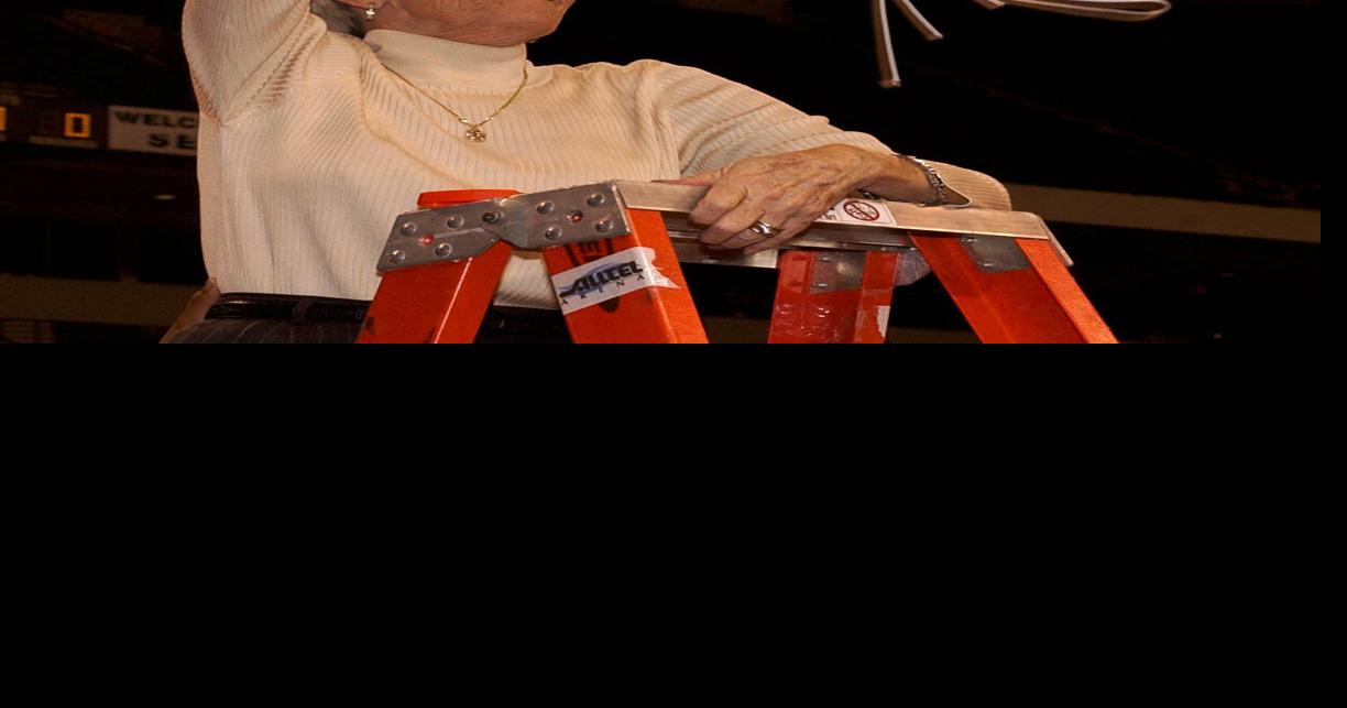 Veteran LSU coach Bob Starkey: Sue Gunter would be 'embarrassed' over ...