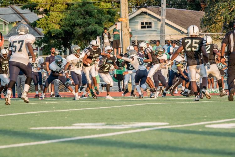 'Dinosaur' offense propels Cohen football to shot at District 9-3A ...