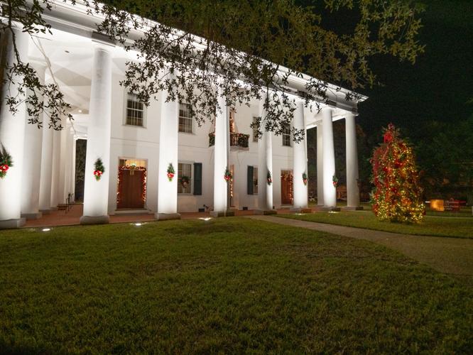 Grinch visits Clinton's A Southern Christmas event to usher in the ...