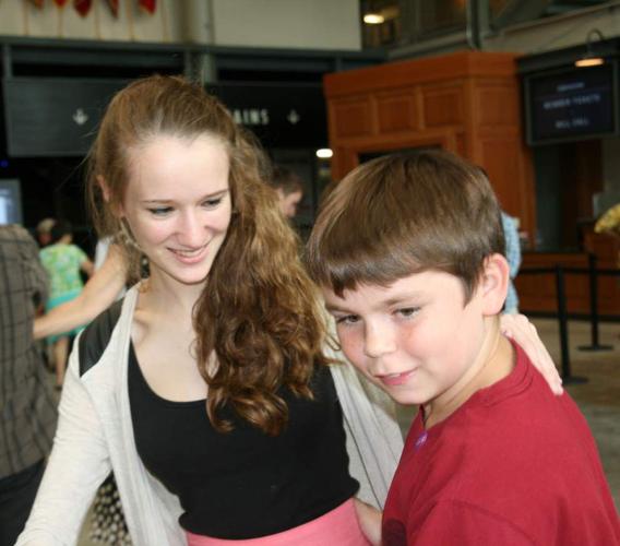 La Vie de Ville: Sunday swings at The National WWII Museum | News ...