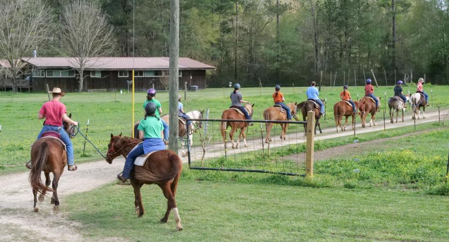 Moms and daughters take a day to learn about horses, riding | East ...