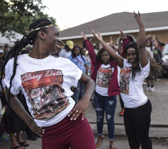 Friends mourn 16-year-old Kaylan Ward killed on I-10; police probe ...