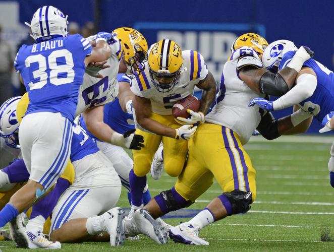 LSU running back Derrius Guice showed exactly why his wisdom teeth ...