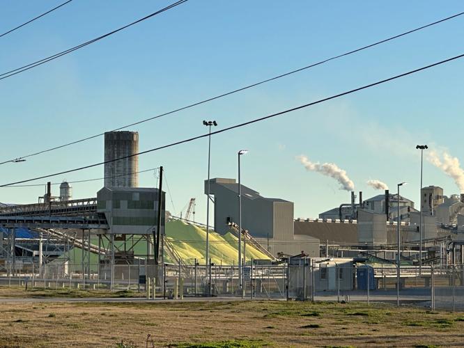 Mosaic pays fines to EPA, state over chemical safety lapses | News ...