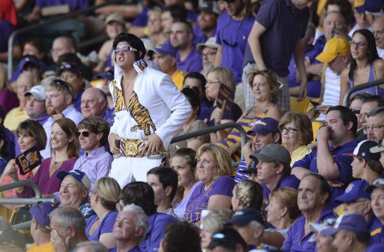 Photos: Revisit big plays, excited fans, high fives, (and an Elvis ...