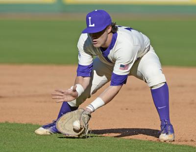 LSU sluggers Nick Coomes and Jordan Romero remain in the lineup for ...