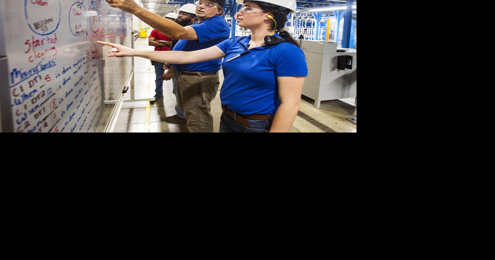 Photos: SafeSource Direct begins production of nitrile gloves in ...